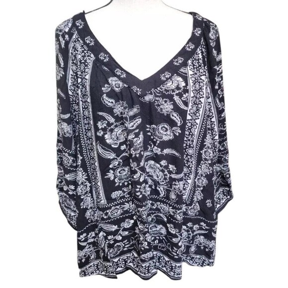 Bila | Tops | Bila Size 2x Rayon Blouse Flowy Blackwhite Boho Hippie ...
